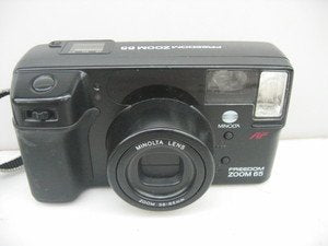 Minolta Freedom Zoom 65 Camera
